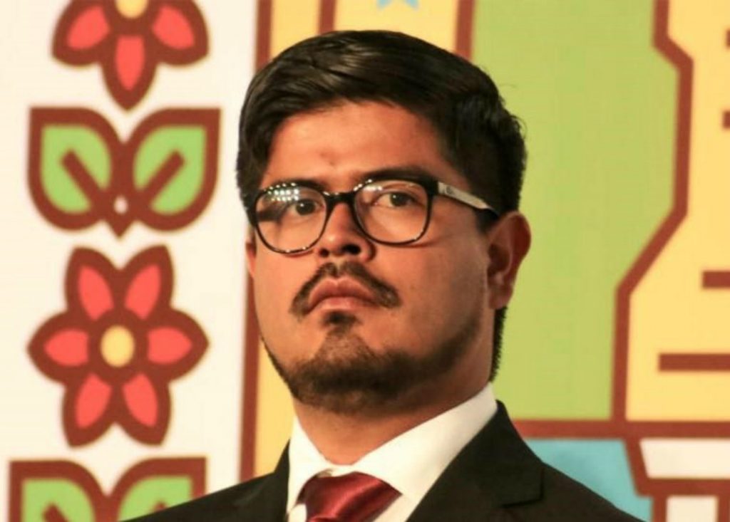 Para promover imagen de su familia, Yunes Linares gastó 220 millones de ...