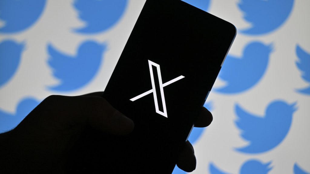 Red social X autoriza oficialmente el contenido para adultos ...