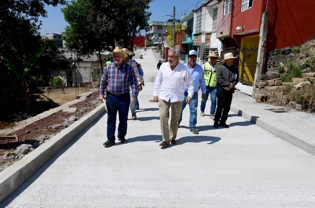 La obra pública cambia la vida de la gente y transforma Xalapa: Alberto Islas | PalabrasClaras.mx